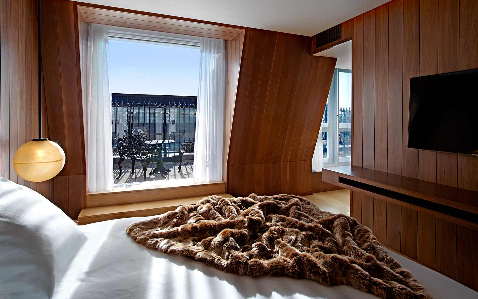 Anda Andrei Design | Edition London
